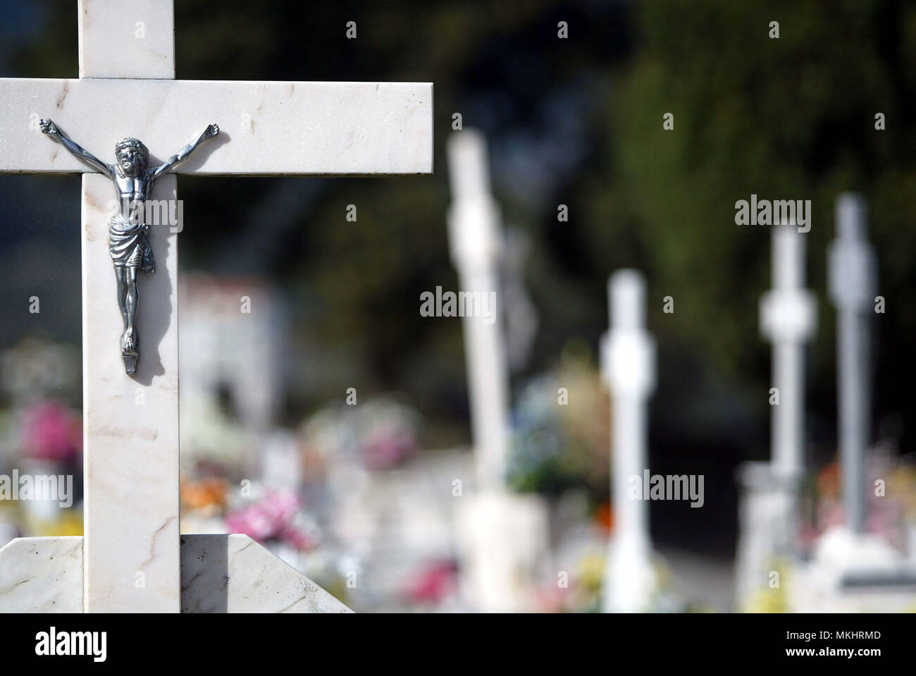 Christ church burial grounds hi-res stock photography and images - Alamy