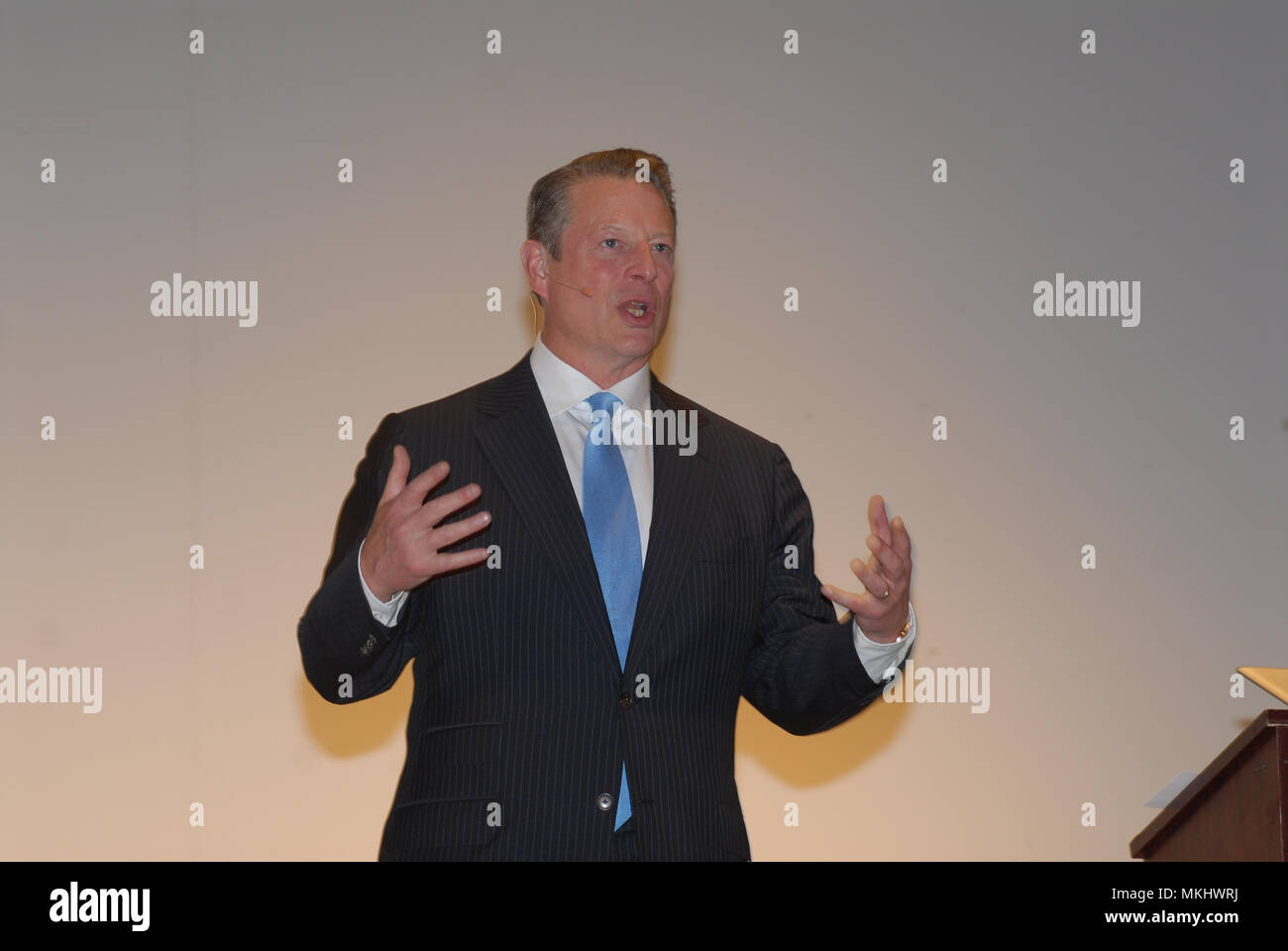 Florida boca raton mizner park hi-res stock photography and images - Alamy