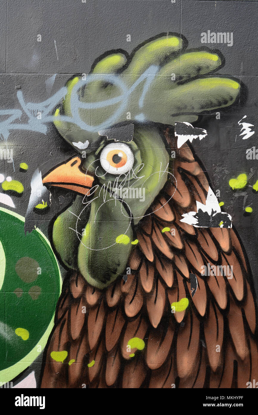 Graffiti chicken graffiti hi-res stock photography and images - Alamy