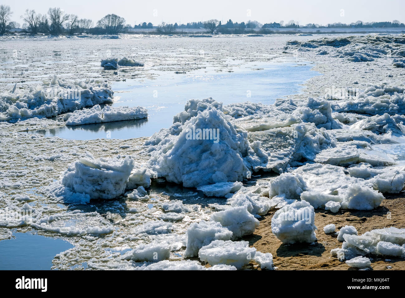 Eisschollen hi-res stock photography and images - Alamy