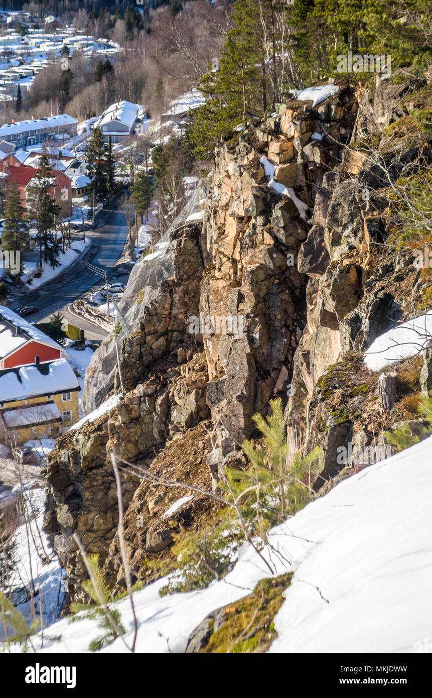 Sharp rocks hi-res stock photography and images - Alamy