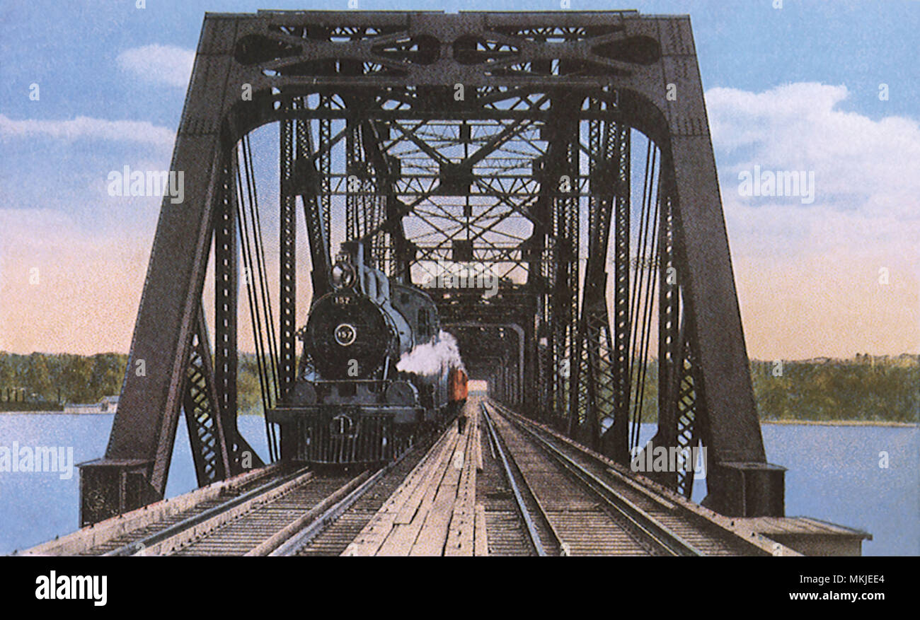 Train Crossing Bridge Stock Photo - Alamy