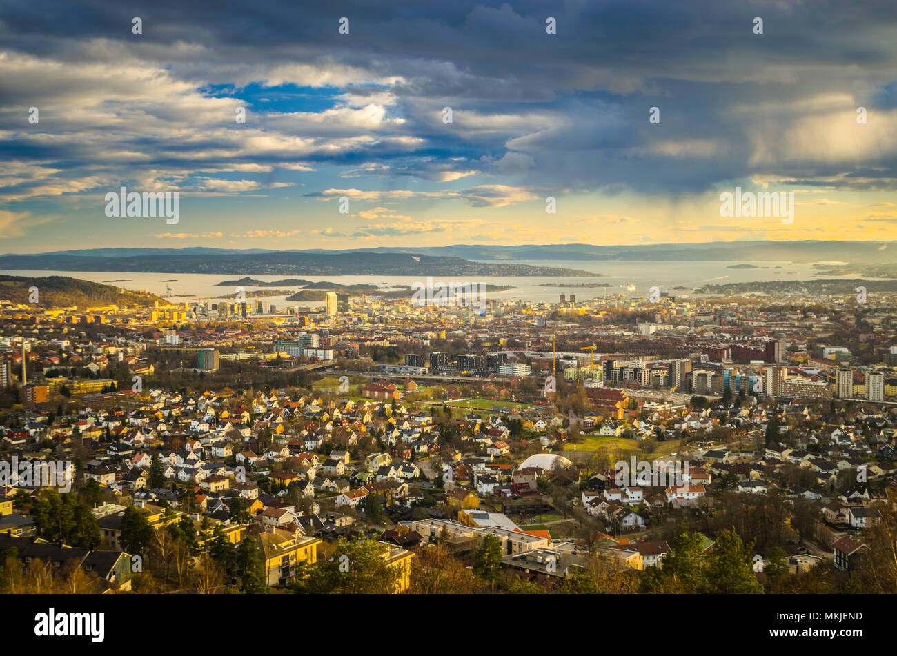 Oslo centrum hi-res stock photography and images - Alamy