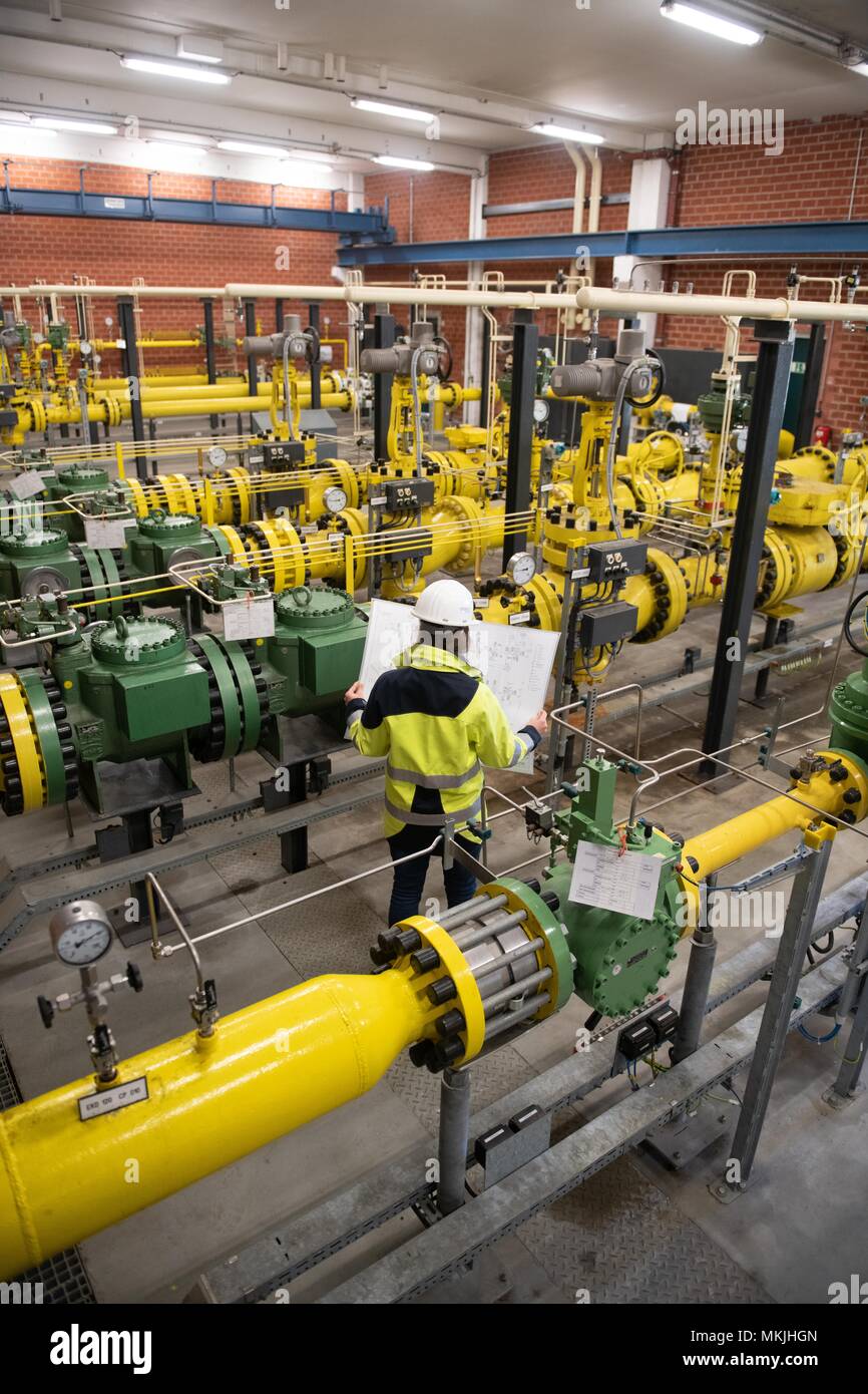 Gasnetz hi-res stock photography and images - Alamy