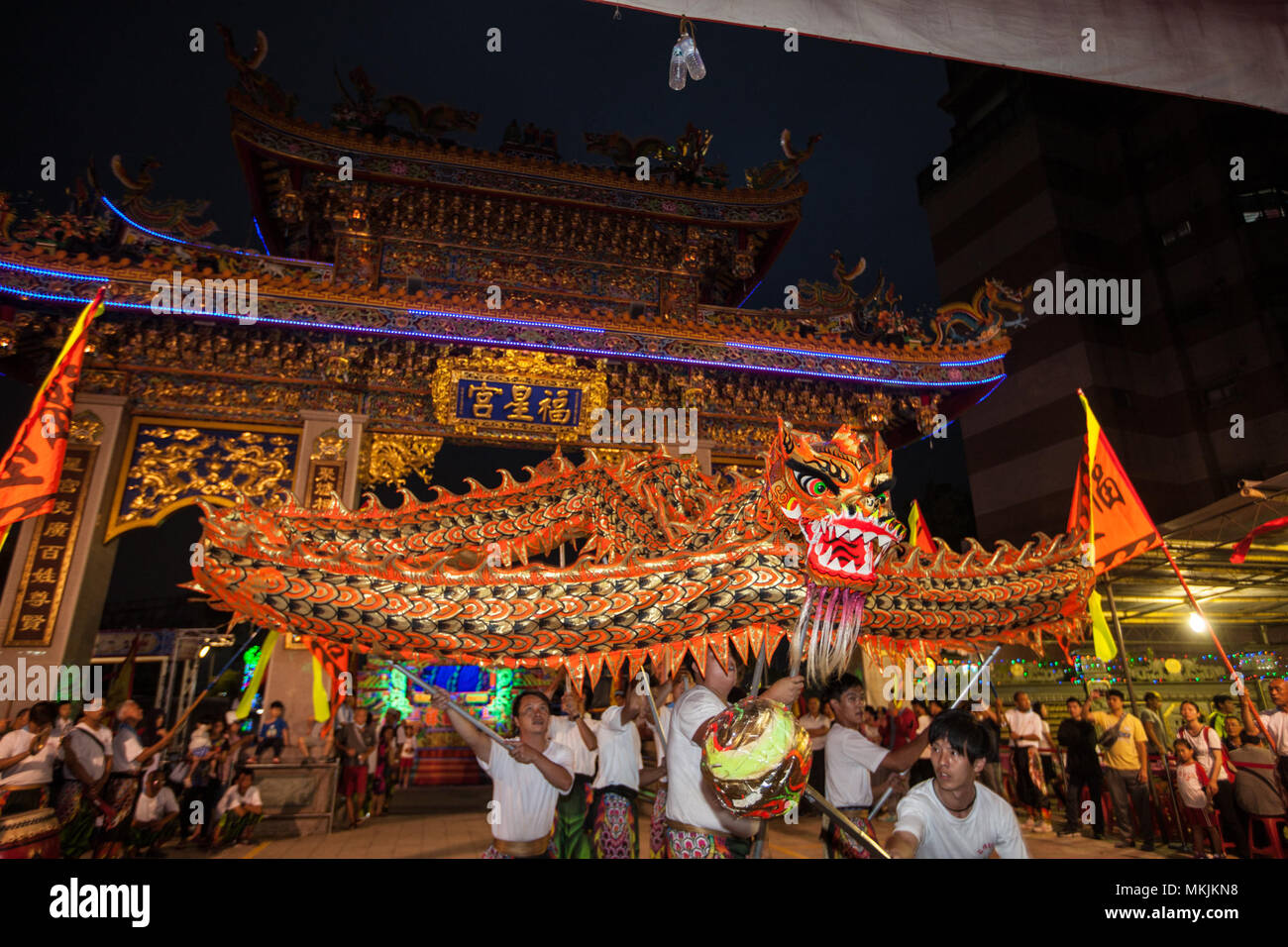 Taipei, Taiwan. 8th May 2018. Birthday of a deity celebrations centred ...