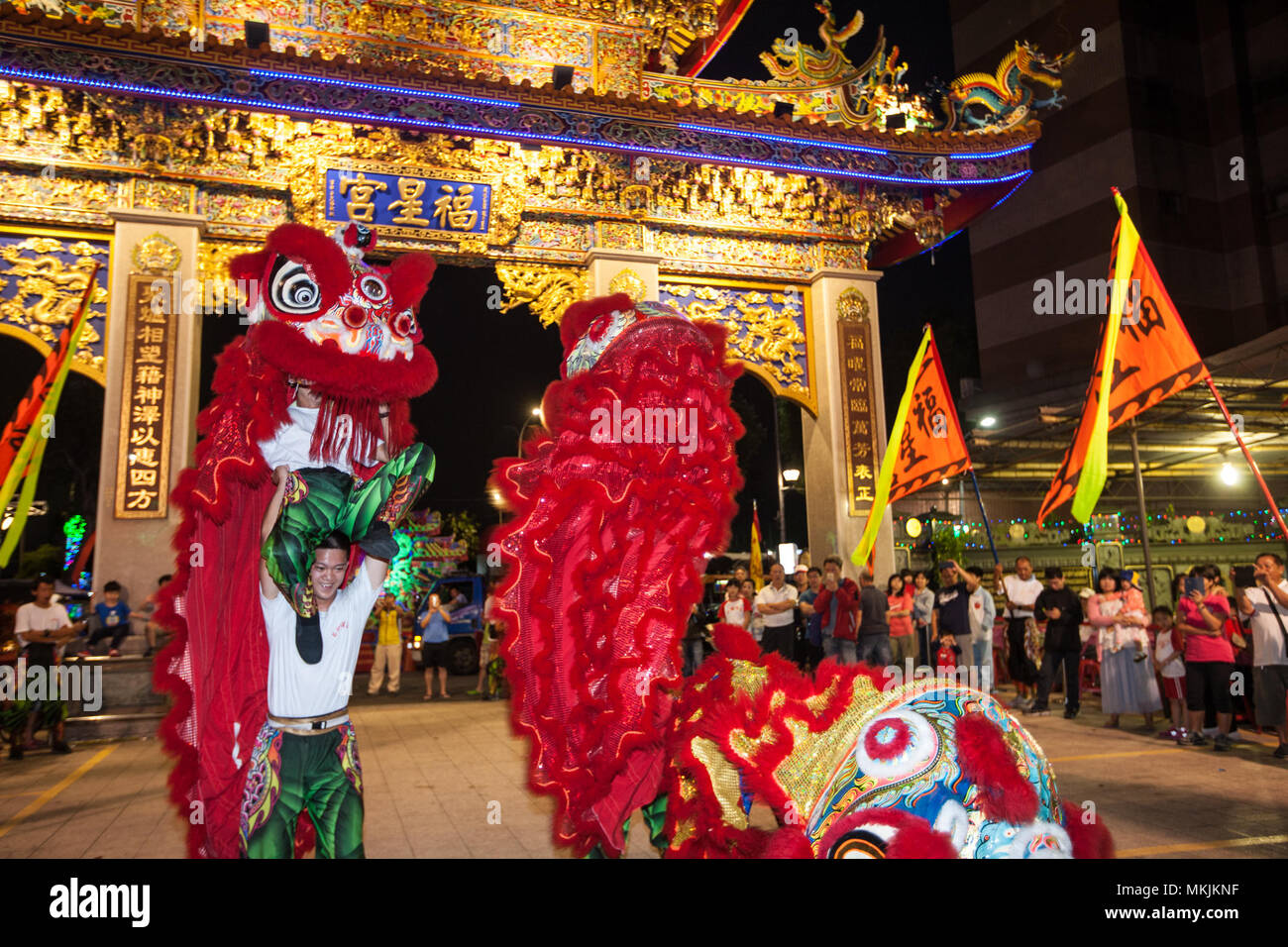 Taipei, Taiwan. 8th May 2018. Birthday of a deity celebrations centred ...