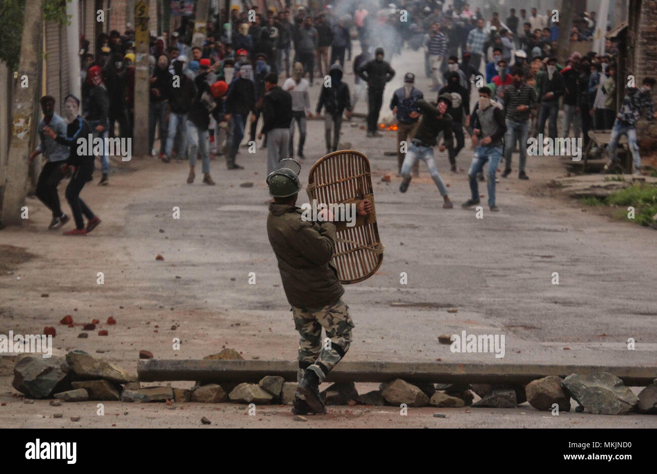Anti riot pellets hi-res stock photography and images - Alamy