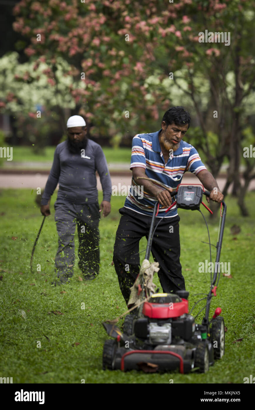 Dhaka, Bangladesh. 8th May, 2018. DHAKA, BANGLADESH - MAY 08 : City ...