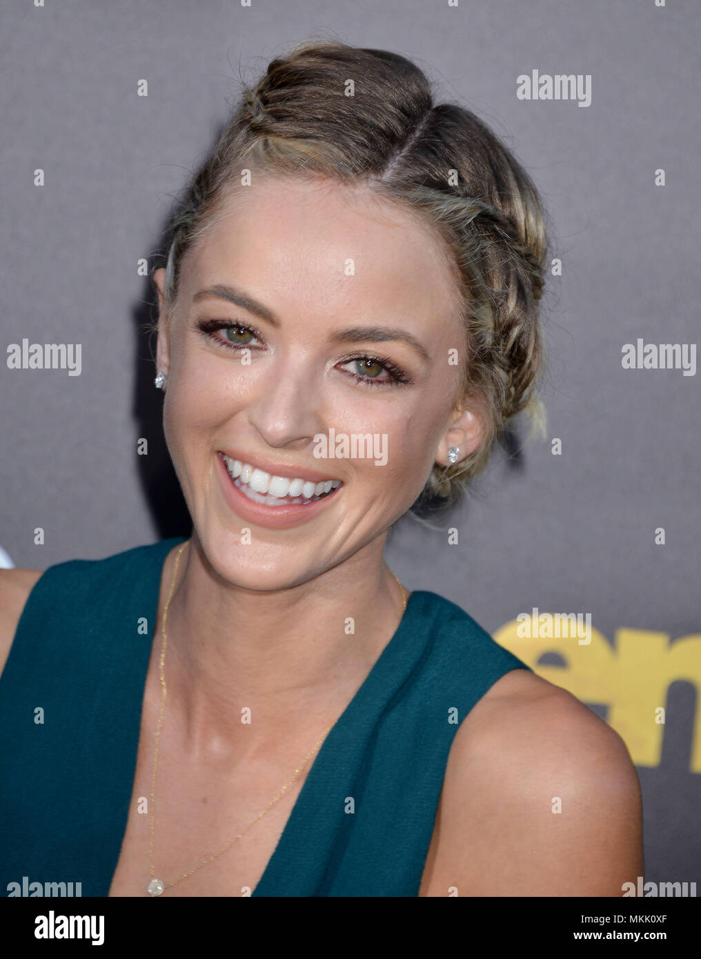 Kaitlynn Carter 163 atthe Entourage Premiere at the Westwood Village ...