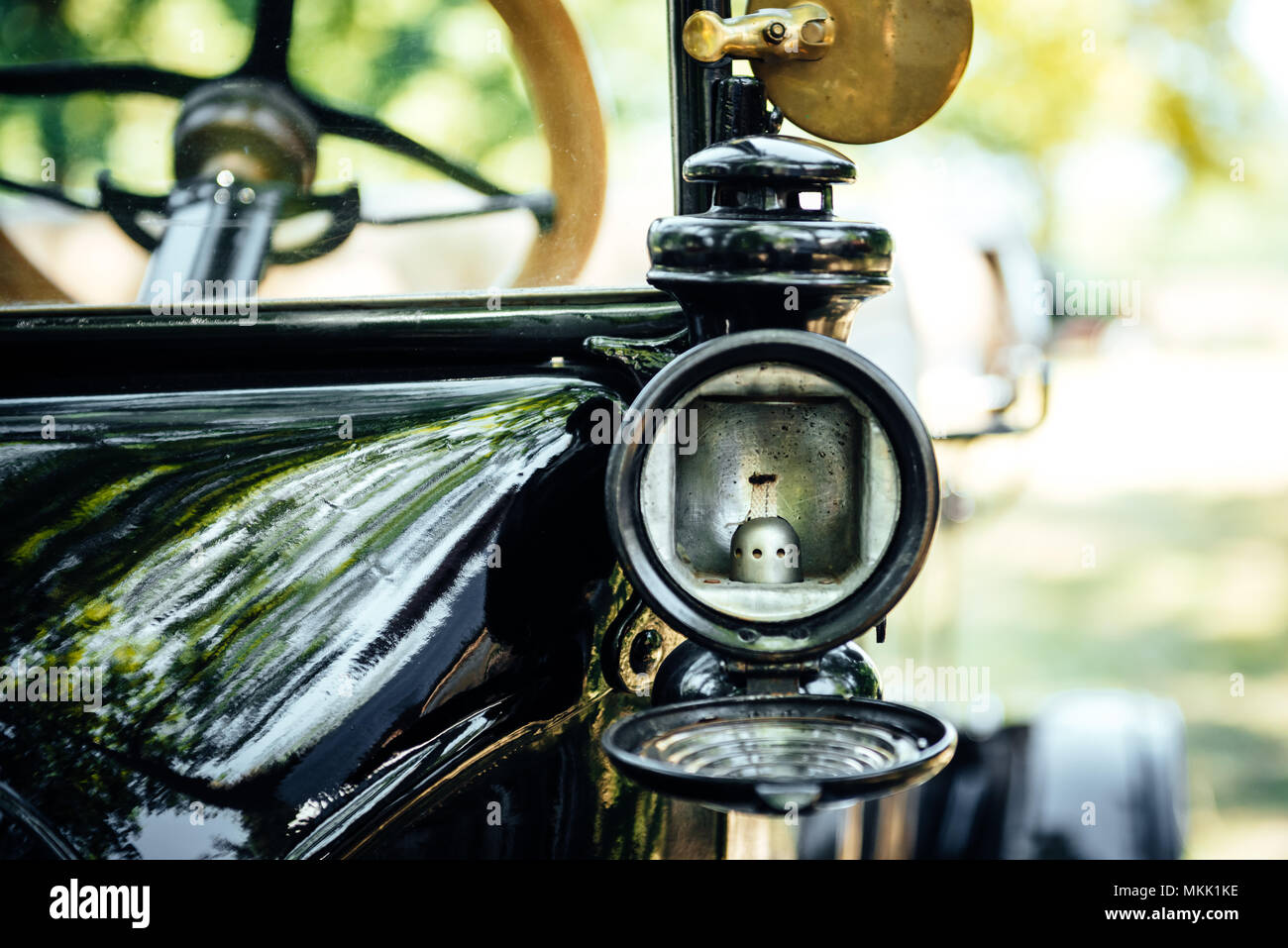 Model t ford outside hi-res stock photography and images - Alamy