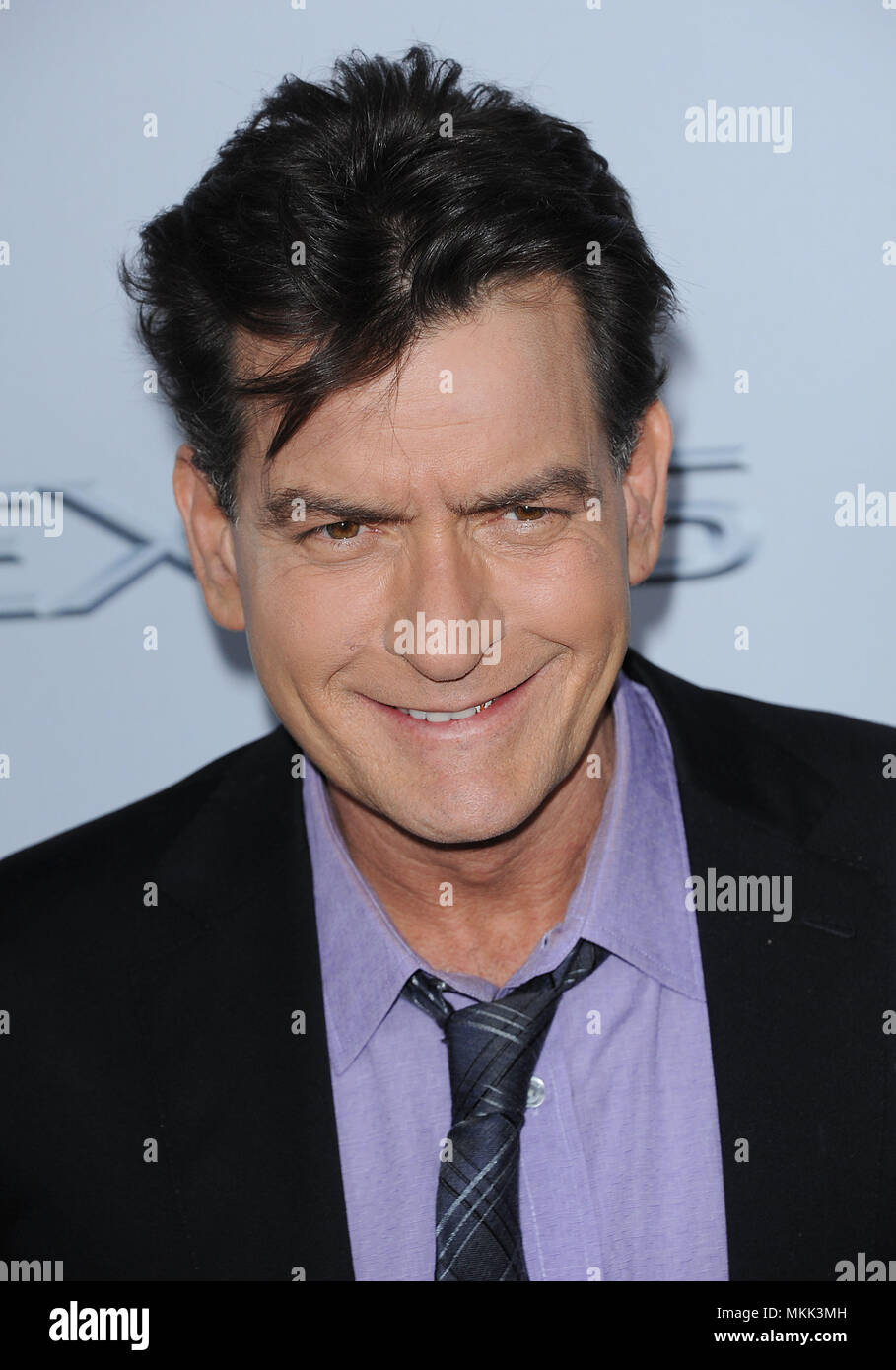 Charlie Sheen arriving at the Scary Movie V Premiere at the Arclight ...