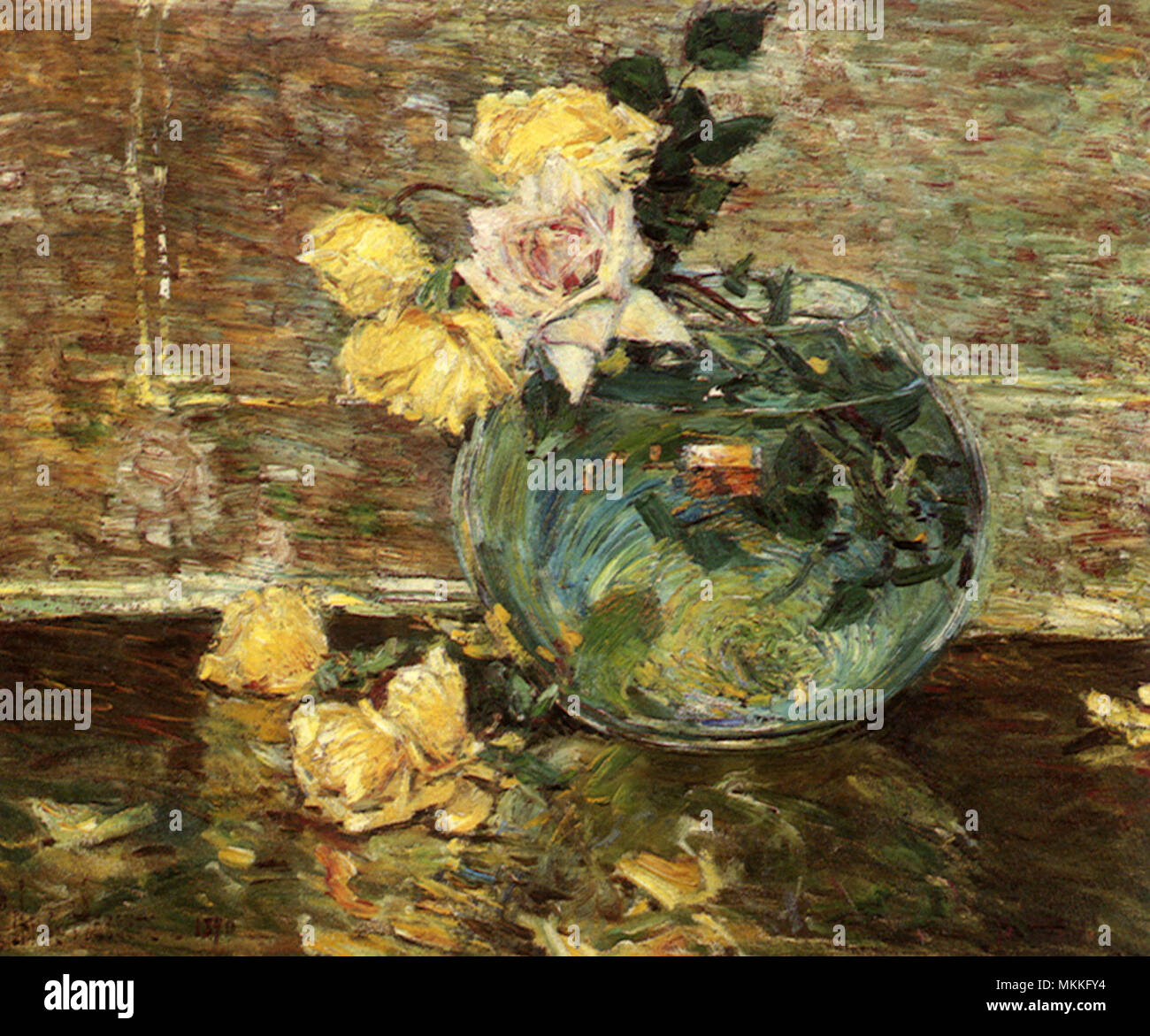 Roses vase hi-res stock photography and images - Alamy