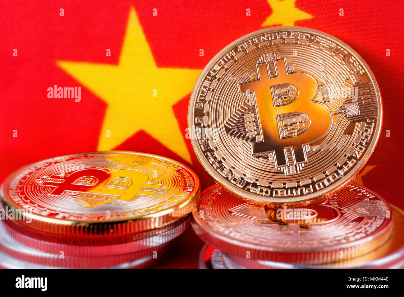 Chinese currency coins hi-res stock photography and images - Alamy