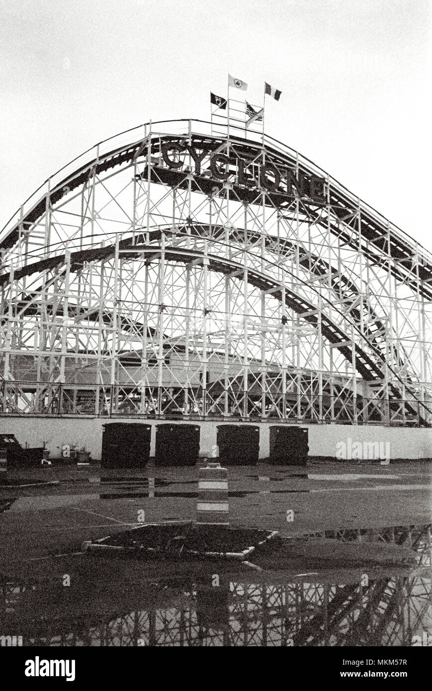 White cyclone roller coaster hi-res stock photography and images - Alamy