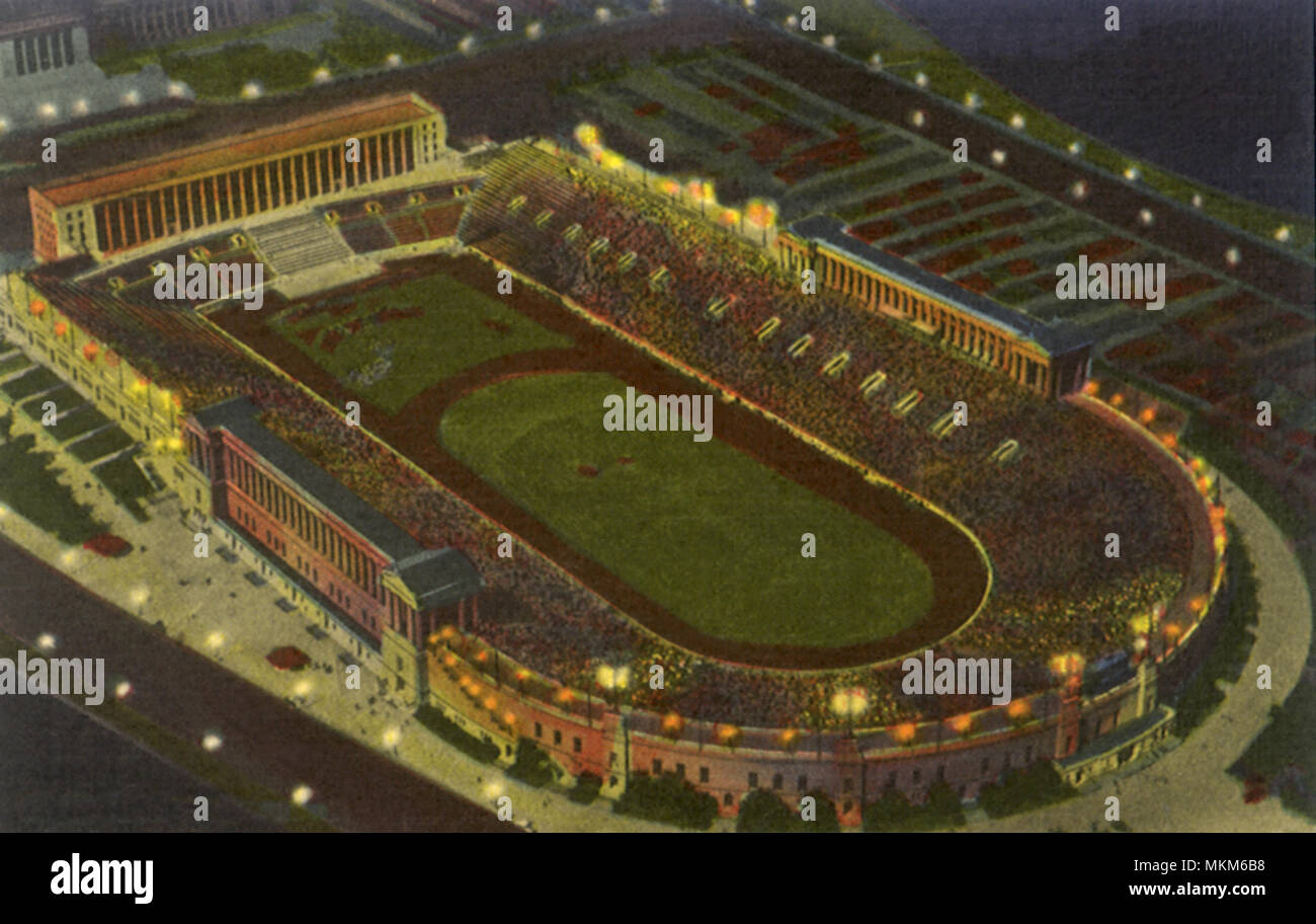 Soldiers field stadium hi-res stock photography and images - Alamy