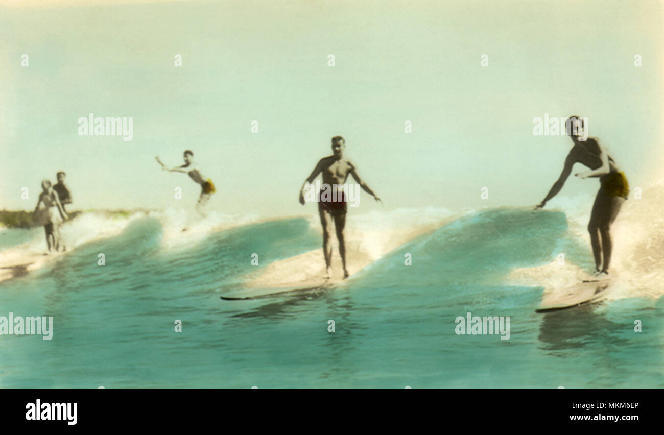 Vintage hawaiian surfers hi-res stock photography and images - Alamy