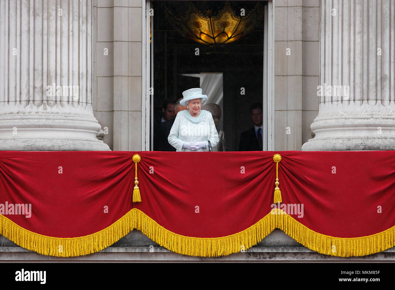 Queen jubilee hi-res stock photography and images - Alamy