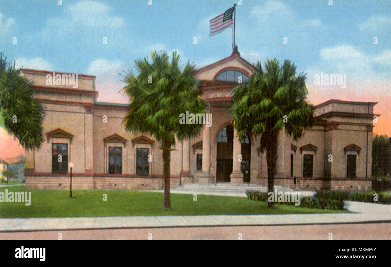 Charleston south carolina art museum hi-res stock photography and ...