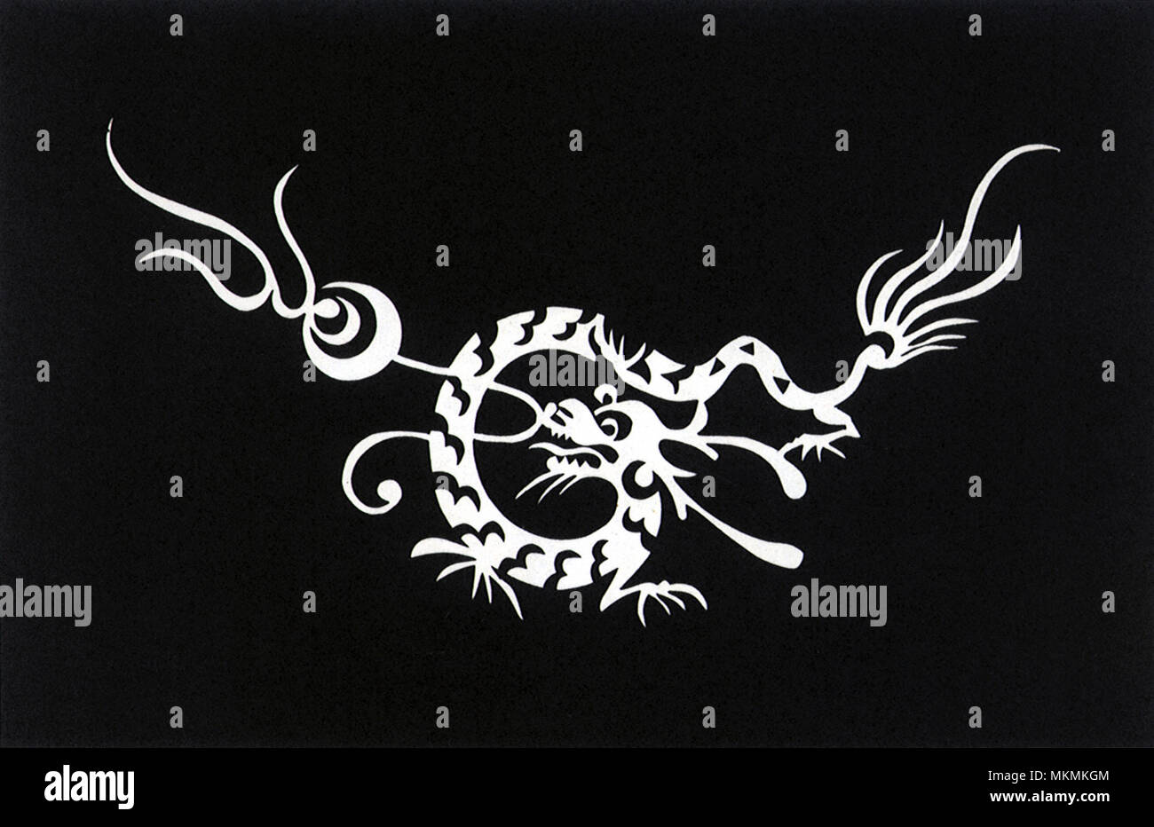 Chinese dragon pearl hi-res stock photography and images - Alamy