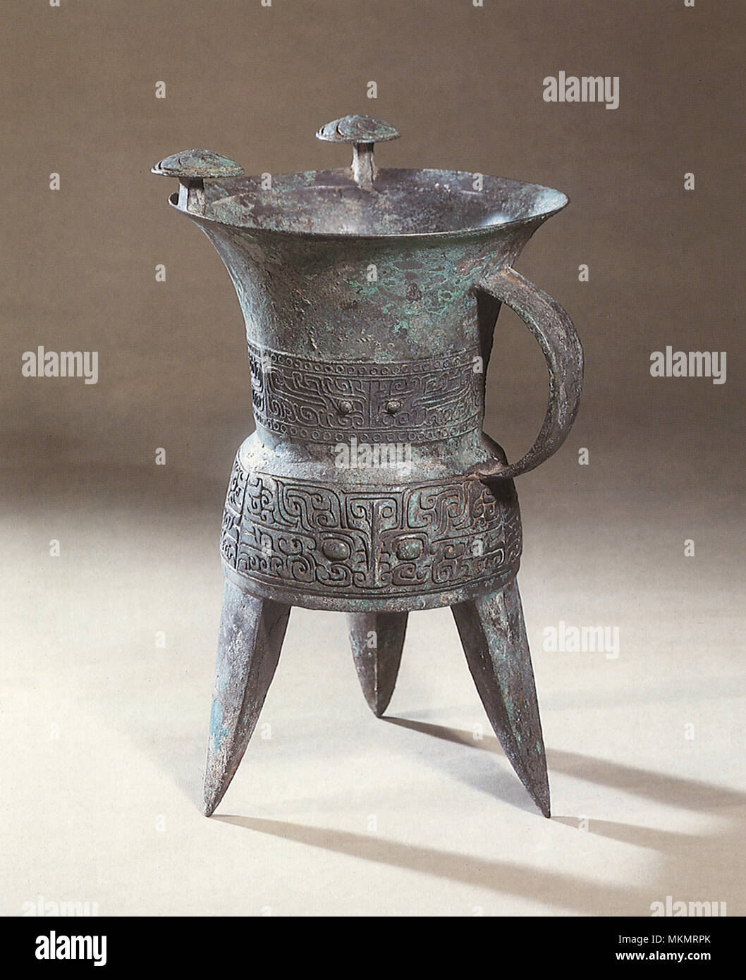 Bronze eyes hi-res stock photography and images - Alamy