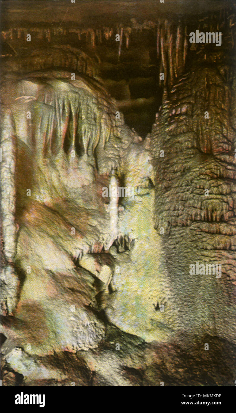 Limestone temple hi-res stock photography and images - Alamy