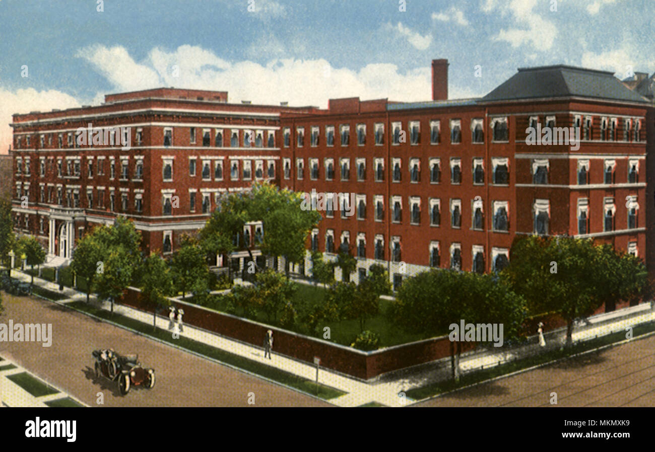 Mercy Hospital. Chicago Stock Photo - Alamy