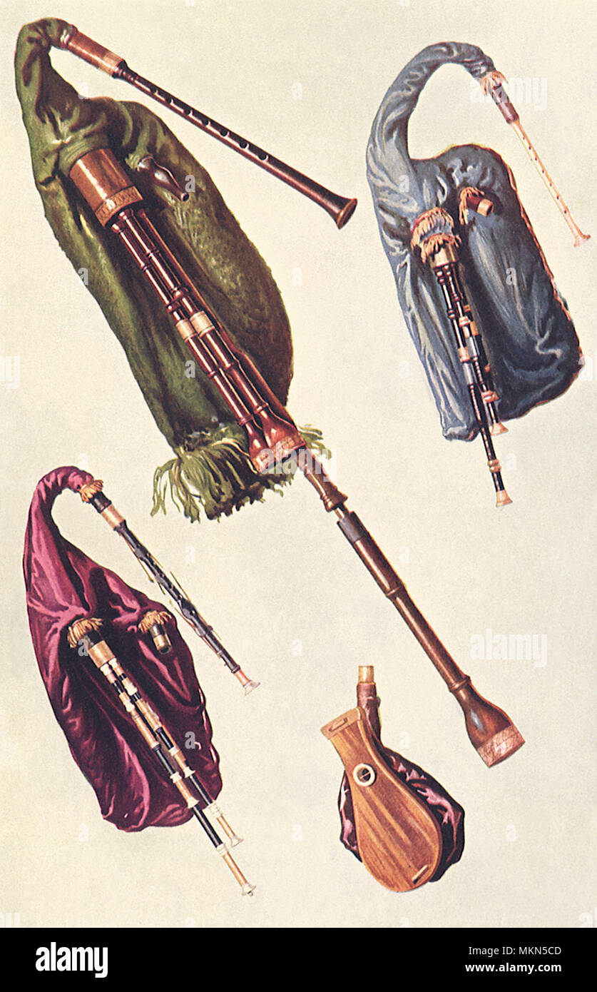 Northumbrian bagpipes hi-res stock photography and images - Alamy