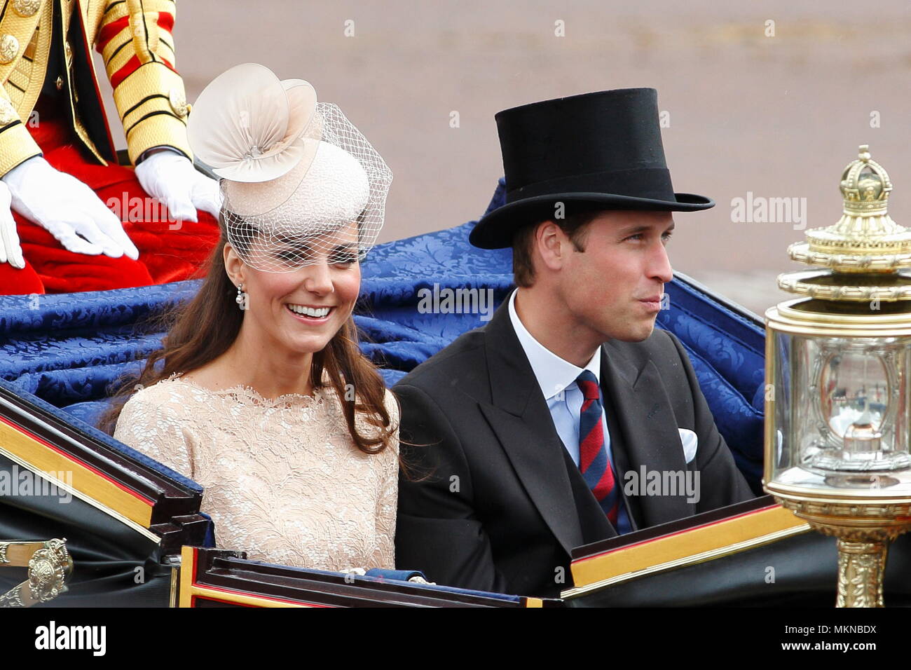 Prince William, Camilla with Catherine Duchess of Cambridge travel in ...