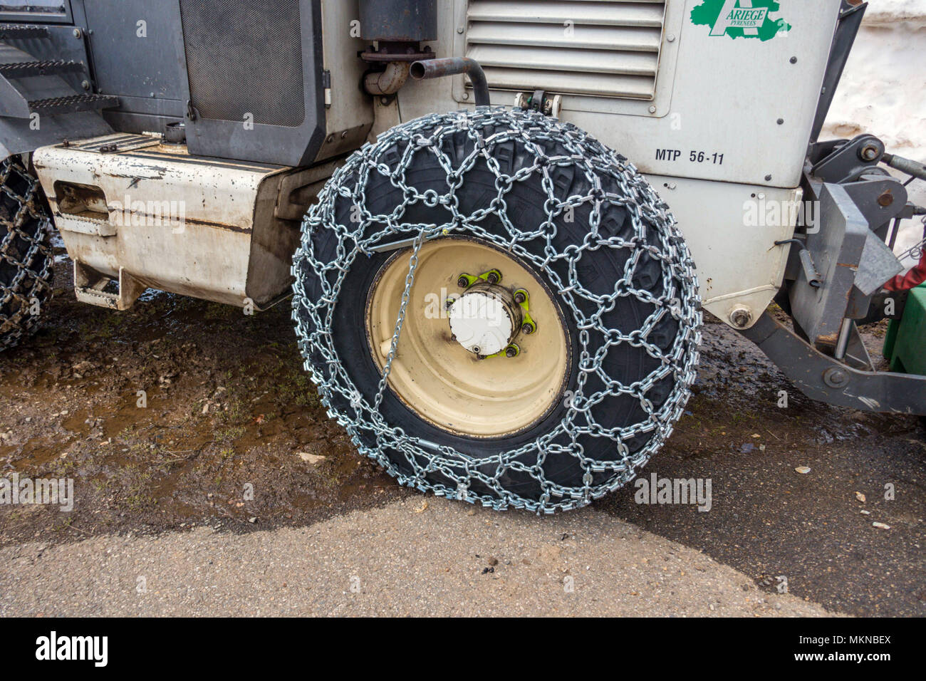 Snow plough, snow blower, with chains on wheels, Cold de Pailheres ...
