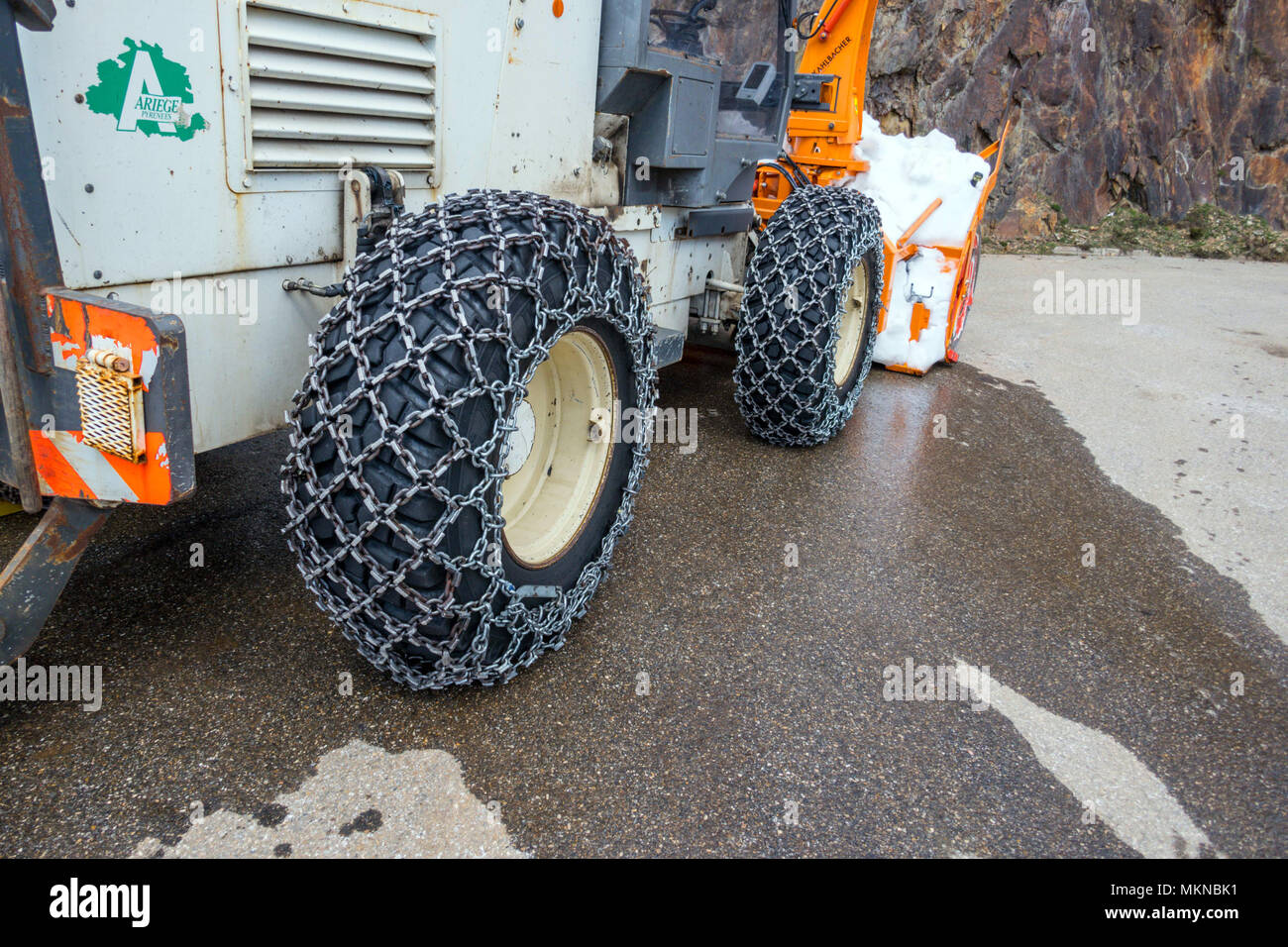 Snow plough, snow blower, with chains on wheels, Cold de Pailheres ...