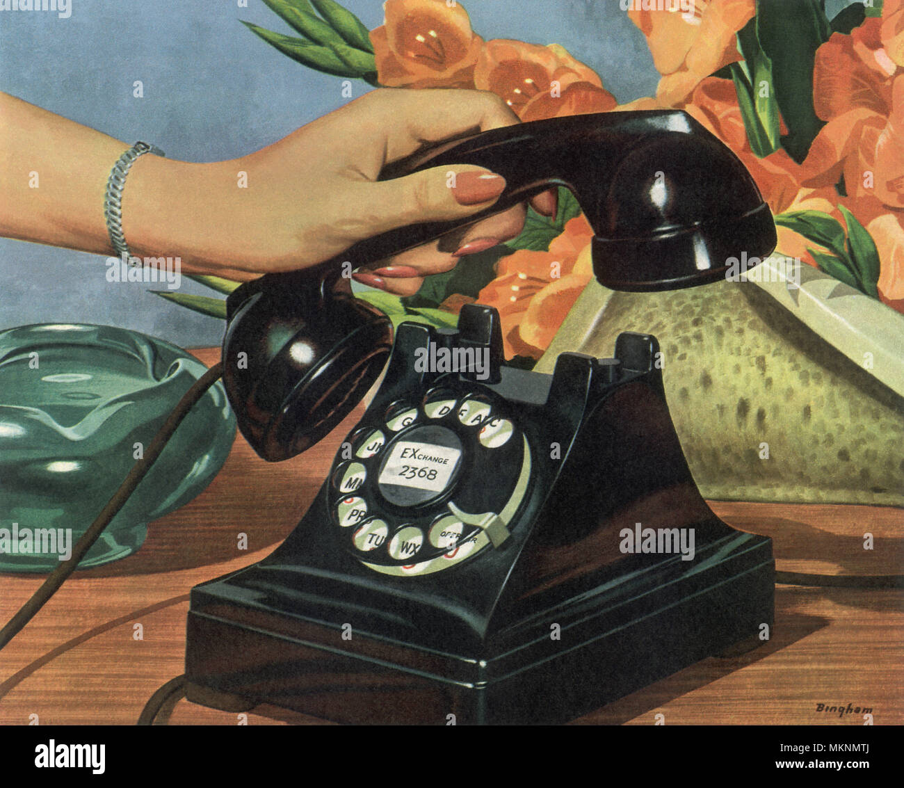Hand lifts receiver hi-res stock photography and images - Alamy
