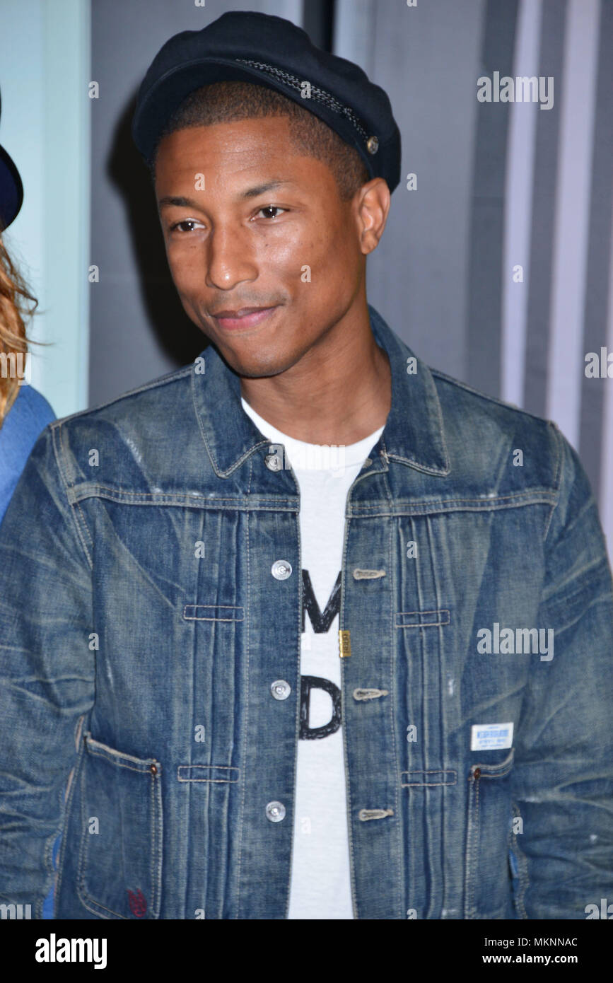 Pharrell williams at the MTV VMA Awards 2015 at the Microsoft Theatre ...