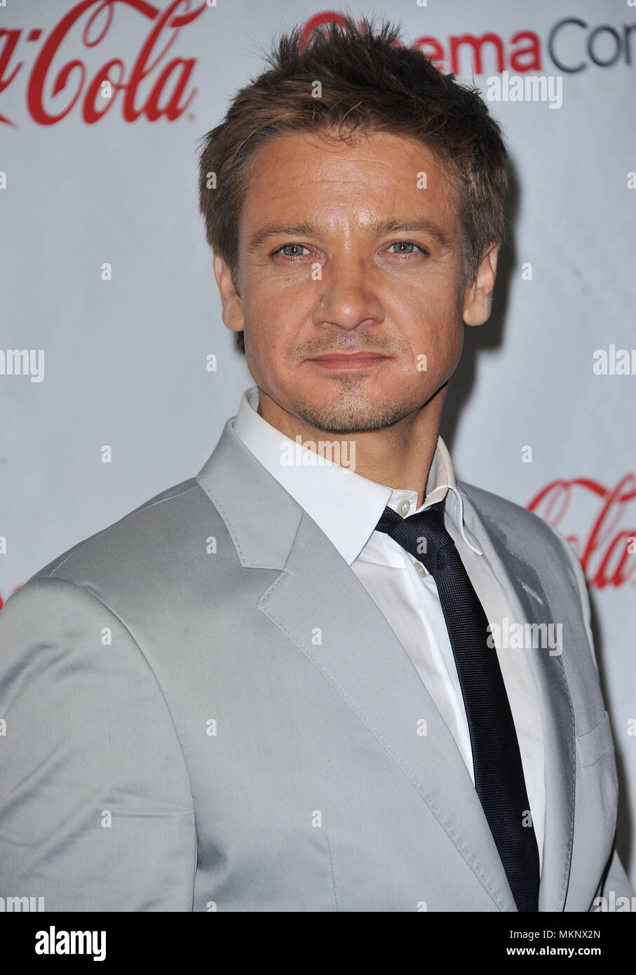 Jeremy renner _44 red carpet event hi-res stock photography and images ...