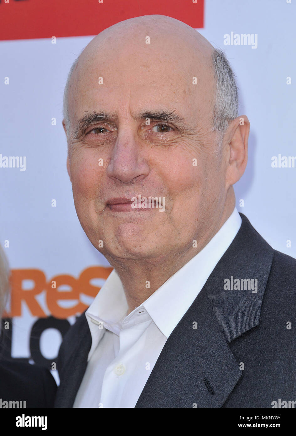 Jeffrey tambor red carpet event hi-res stock photography and images - Alamy