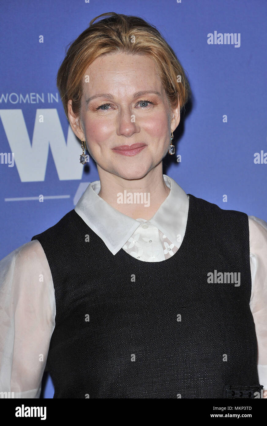 Laura linney 186 red carpet event hi-res stock photography and images ...