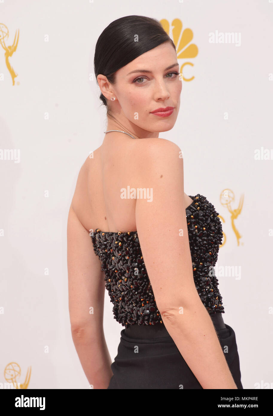 Jessica pare 275 red carpet event hi-res stock photography and images ...