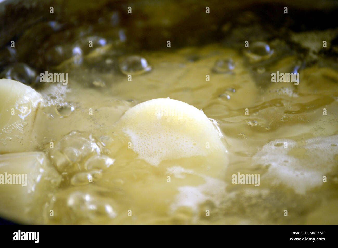 Mandioca roots hi-res stock photography and images - Alamy