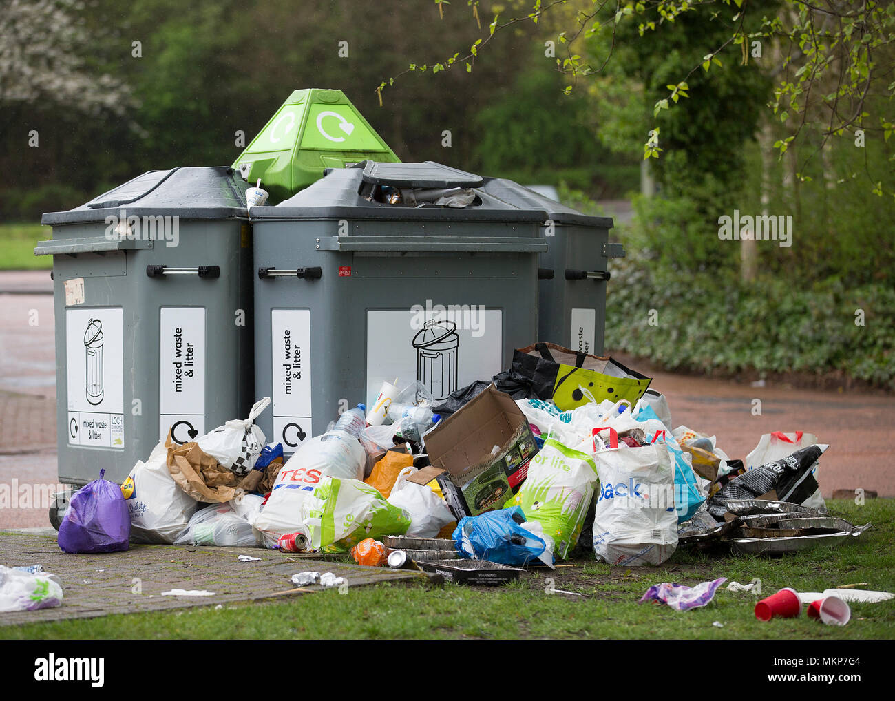 Litter Waste Trash Bin Can Bins Cans High Resolution Stock Photography ...