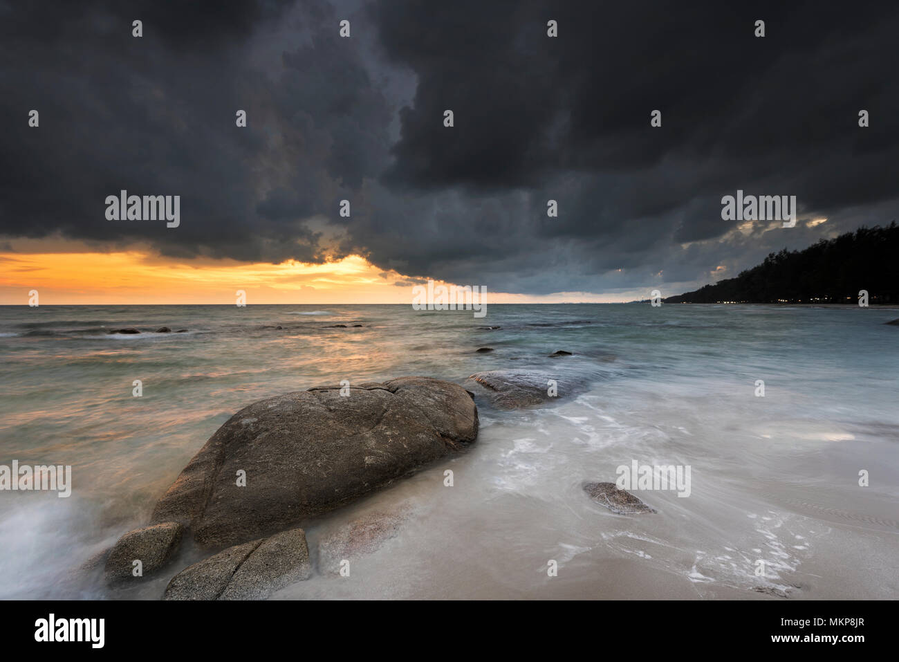 Sand strom hi-res stock photography and images - Alamy