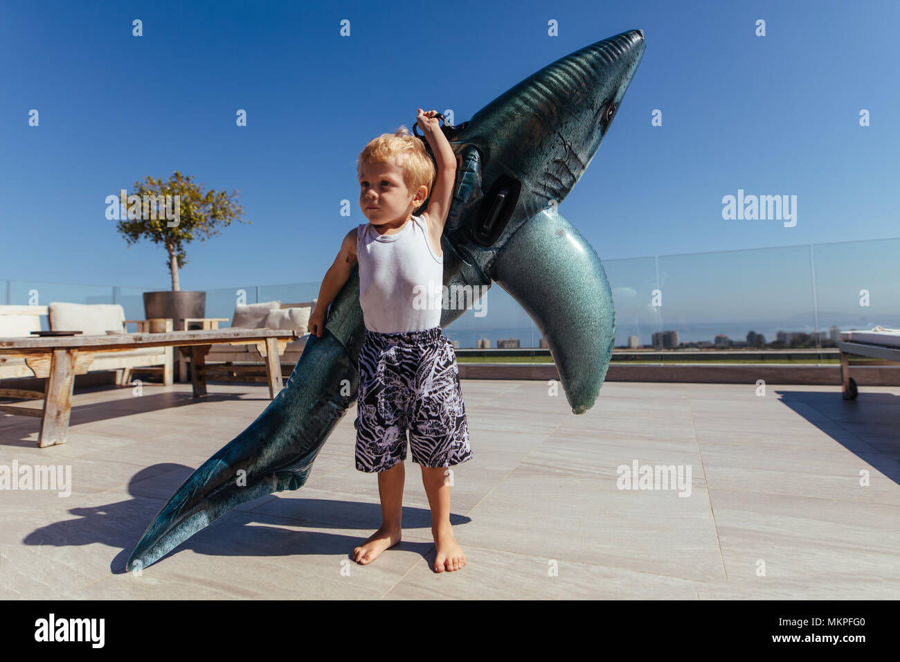 Pool toy hi-res stock photography and images - Alamy