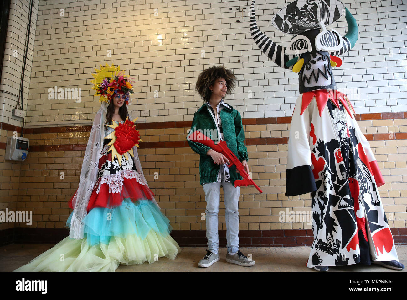 Students (left to right) Kira K'Inan, Andre Sirrano and Imran Ahmed ...