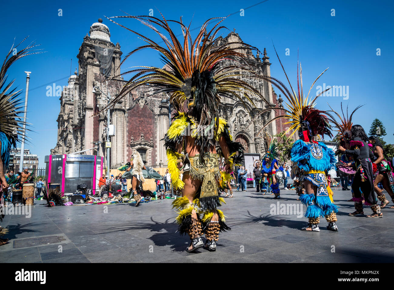 Aztec ritual hi-res stock photography and images - Alamy