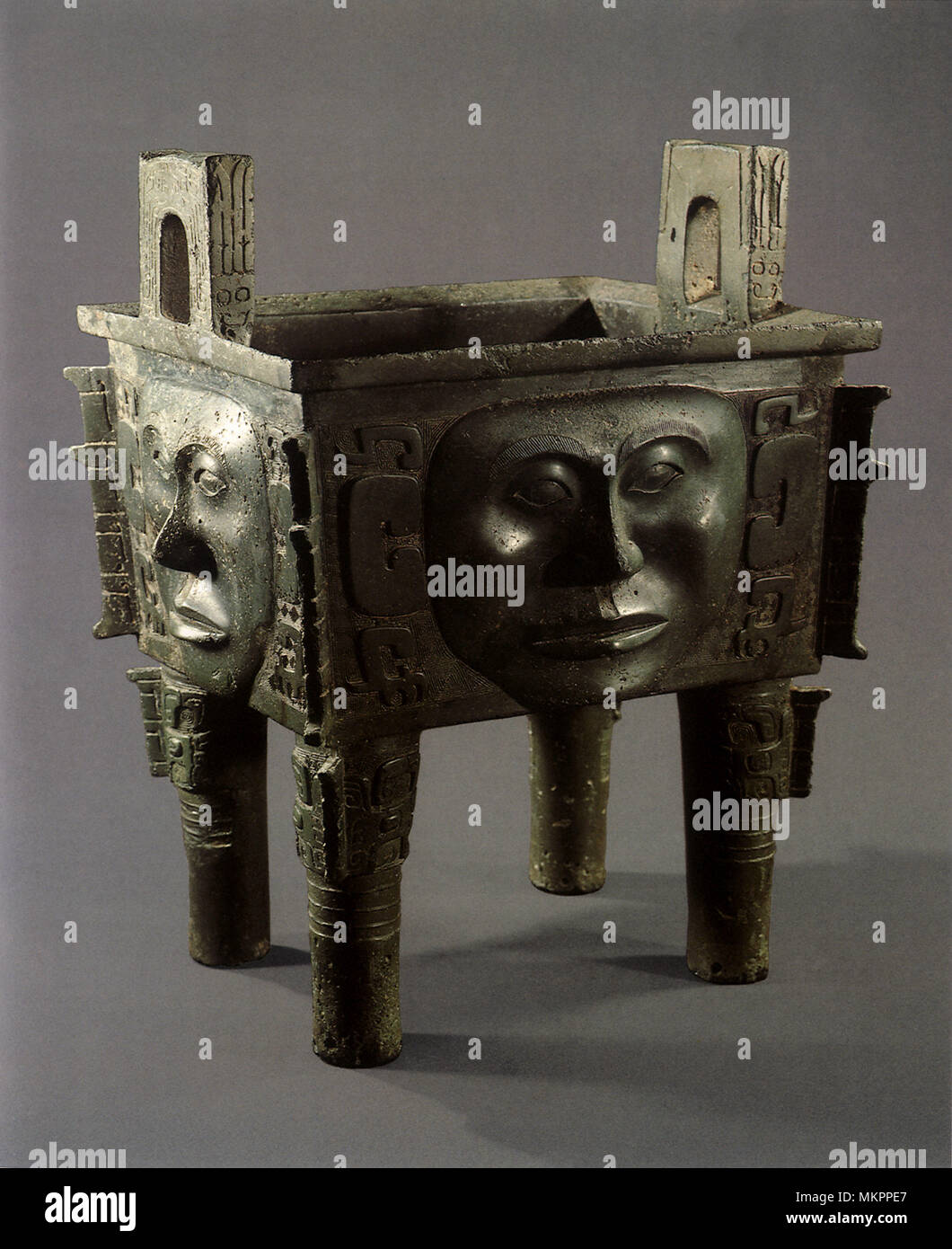 Chinese Fang Ding Vessel Stock Photo - Alamy