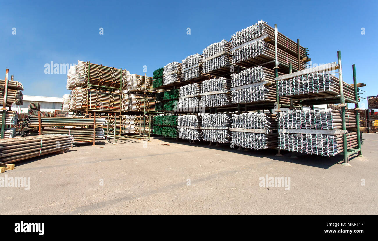 Tube and clamp scaffold hi-res stock photography and images - Alamy