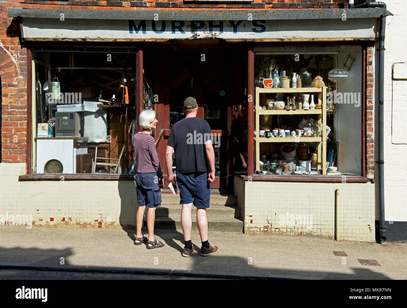 Junk shop hi-res stock photography and images - Alamy