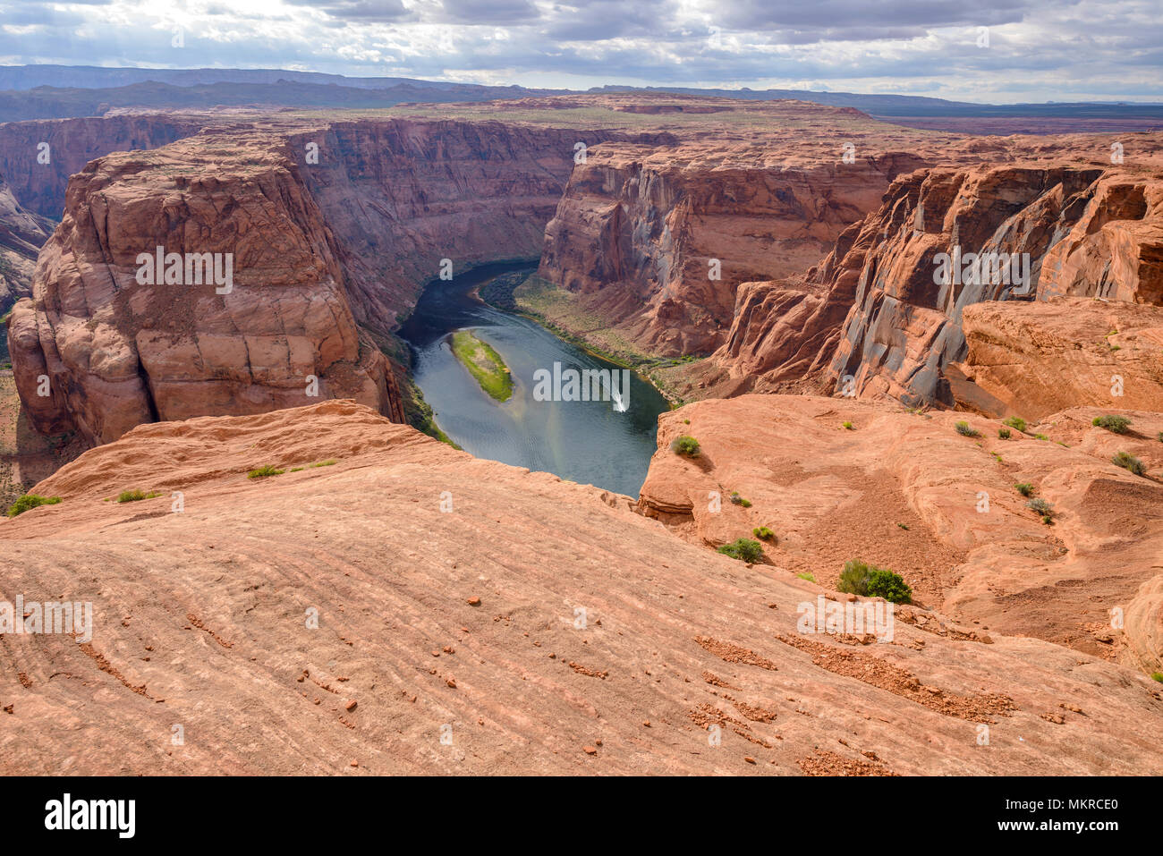 Bend angle hi-res stock photography and images - Alamy