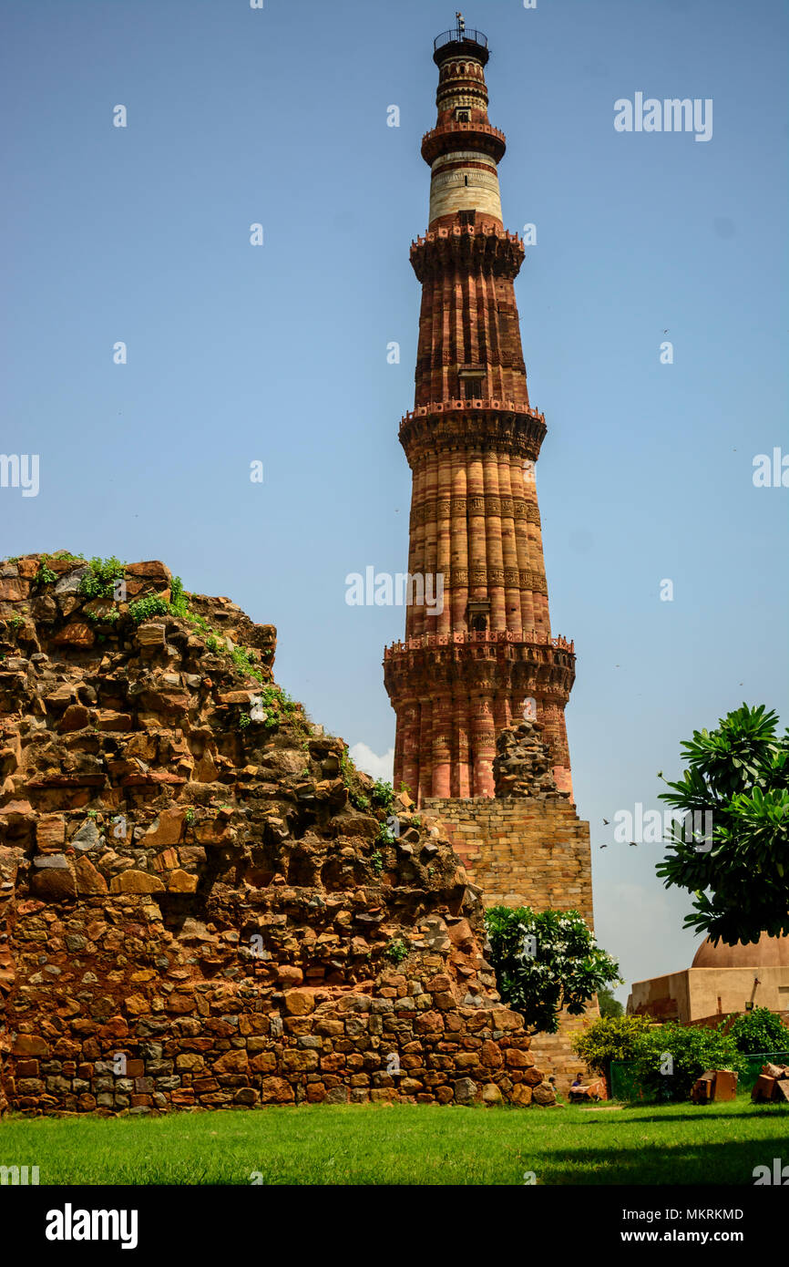 Qutub Minar or Qutb Minar Stock Photo - Alamy
