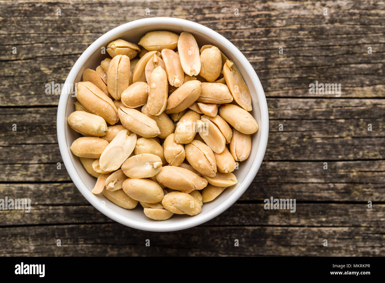 Salted roasted peanut hi-res stock photography and images - Alamy