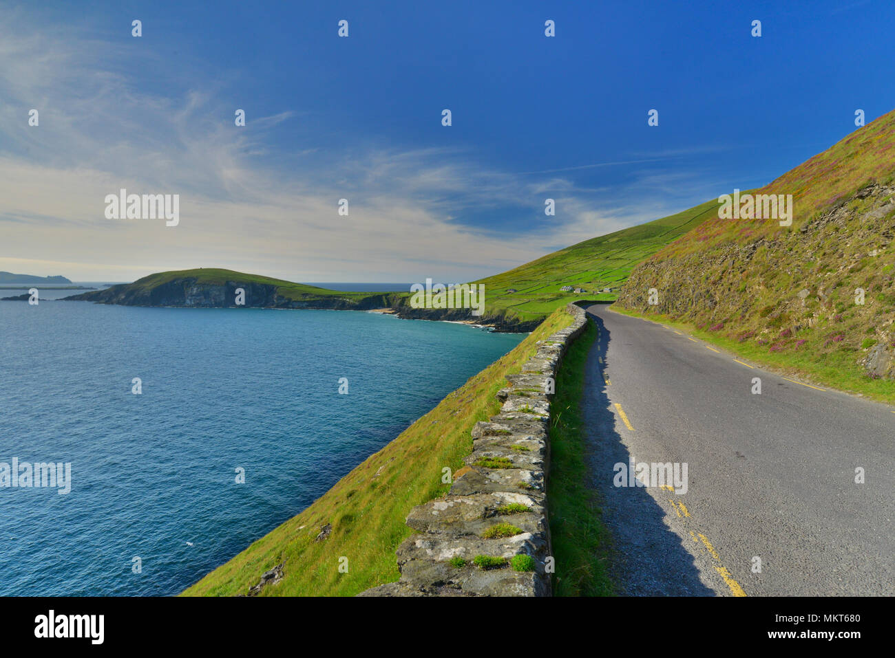 Dunquin Harbour with Blasket island Stock Photo - Alamy