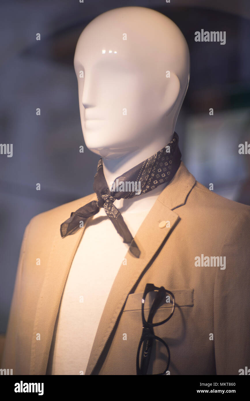 Tailors Dummy Suit High Resolution Stock Photography and Images - Alamy